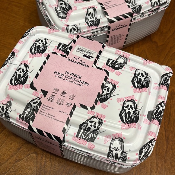 CWC | Kitchen | Brand New Ghostface Tupperware New Ghost Face ...